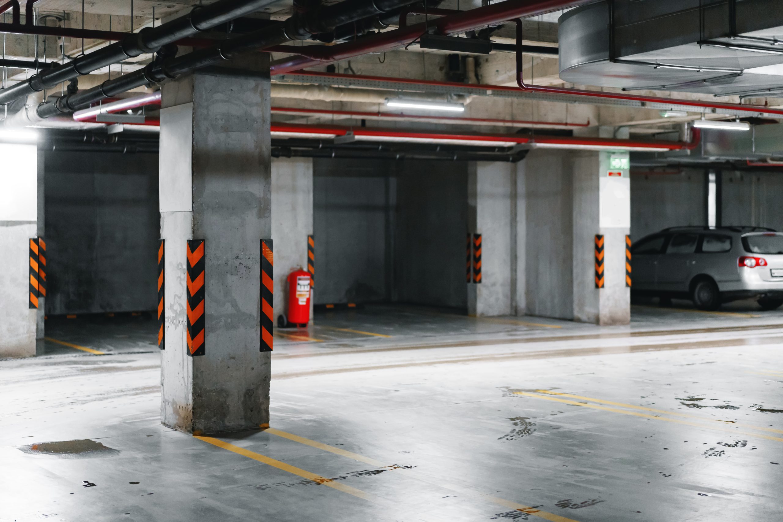 Soluciones para nivelar correctamente un suelo de garaje